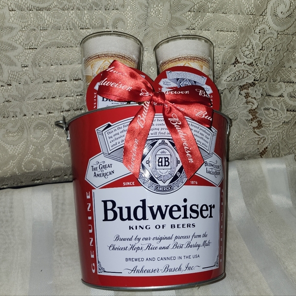 Budweiser | Party Supplies | Budweiser Bucket Set | Poshmark